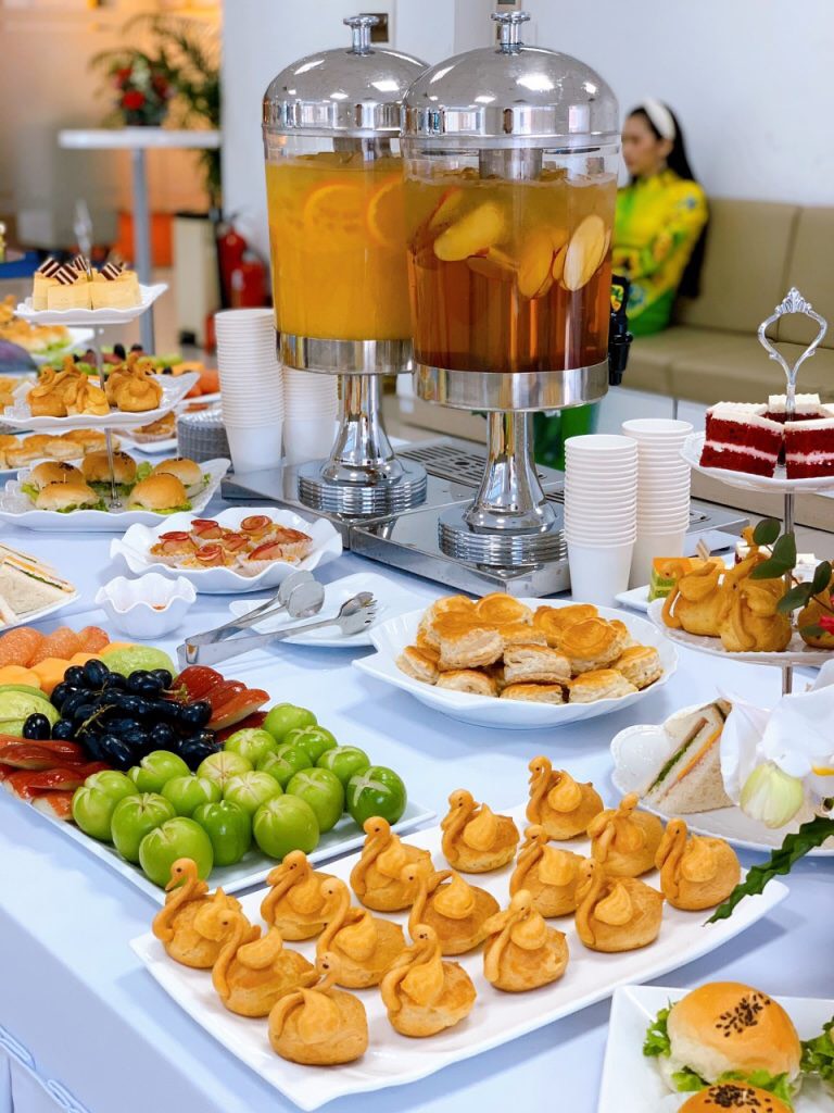 Top 3 tiêu chí cần lưu ý khi lựa chọn bình đựng nước trái cây buffet